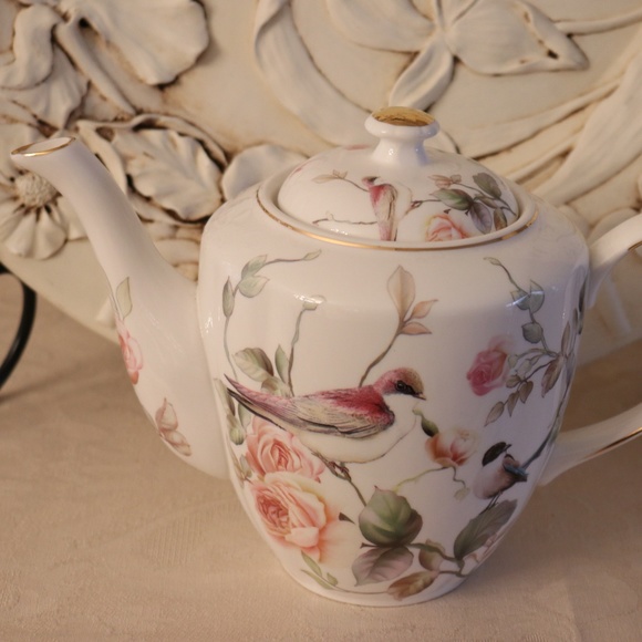 Grace Teaware | Dining | Grace Teaware Birds Floral Spring Garden ...